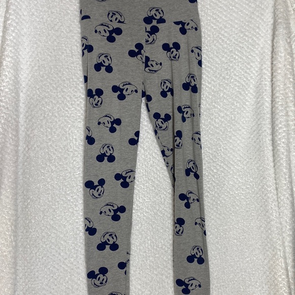 Disney | Pants & Jumpsuits | Disney Mickey Mouse Character Leggings ...